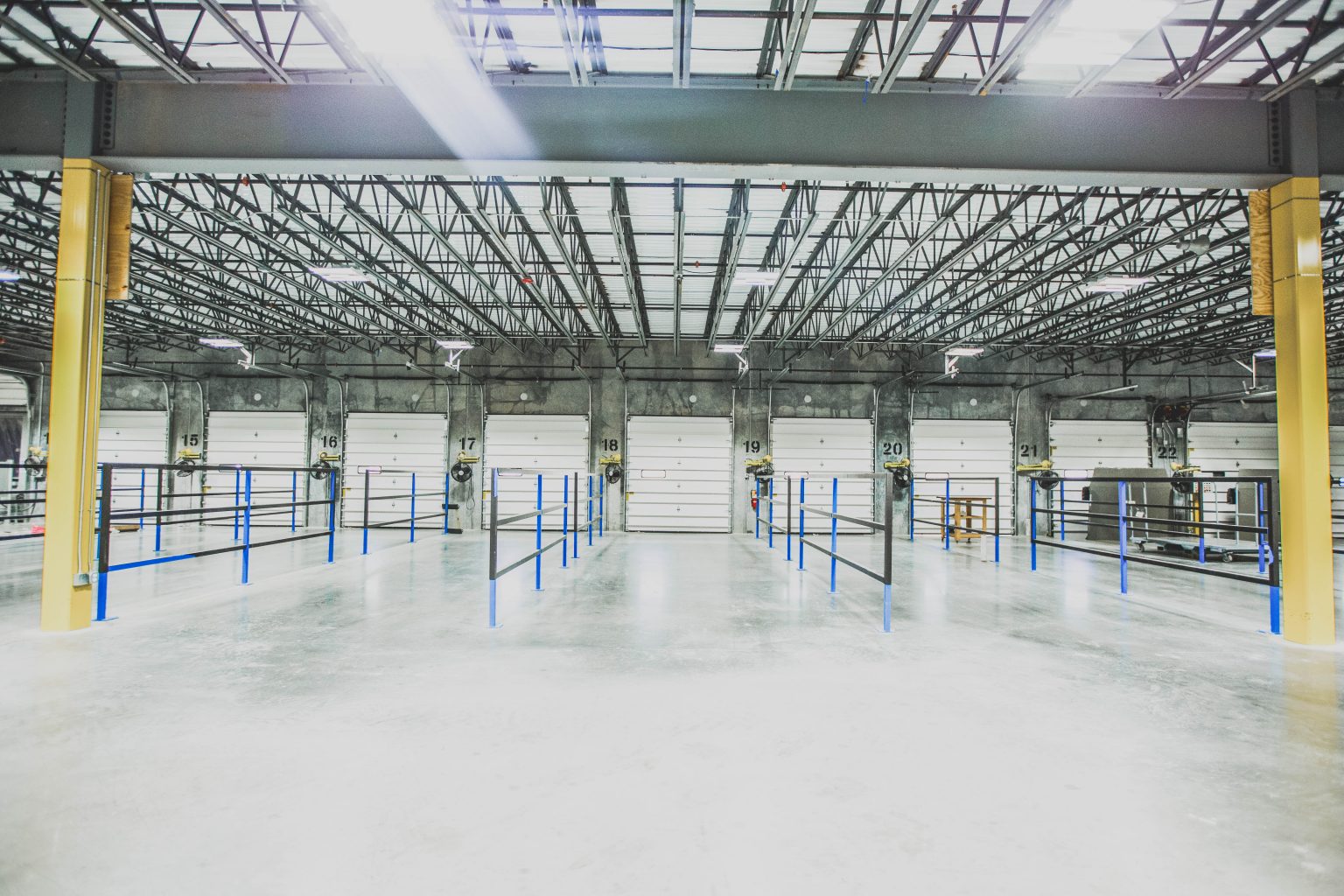 Shipping Bay Dividers - USSI - Warehouse Equipment & Consultants